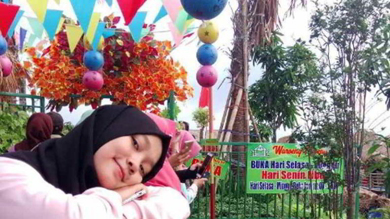 √ Taman Limo: ,Lokasi, Gambar, Harga Tiket Masuk 2020